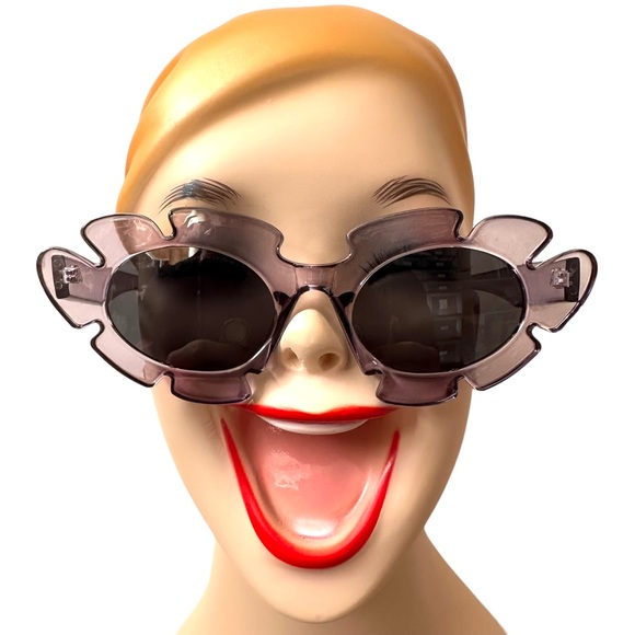 House Of Adornments Accessories Flower Power Sunglasses In Clear Smoke Gray Retro Pinup Pop